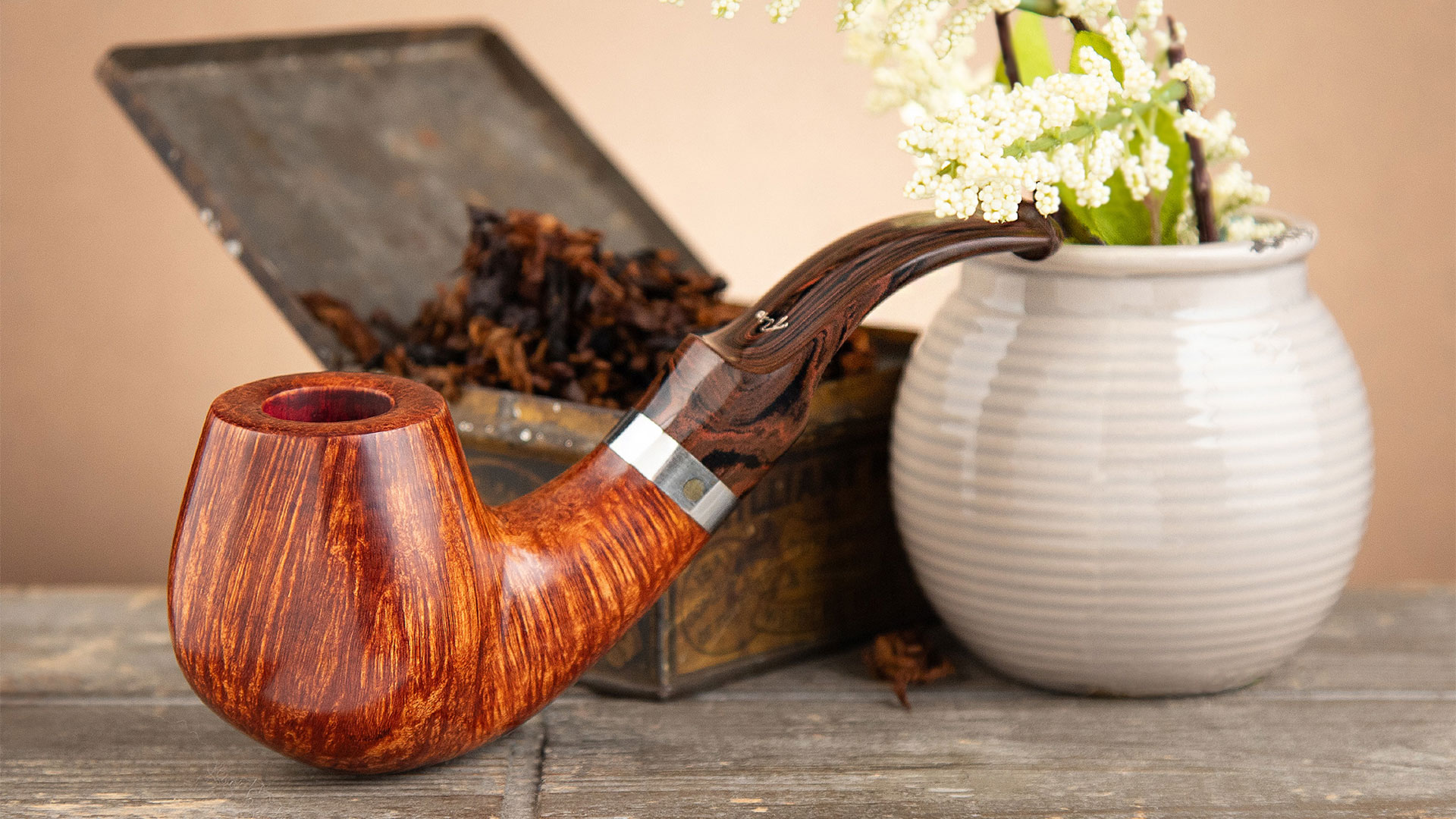 Pipe Smoking Desktop Backgrounds | Smokingpipes.com